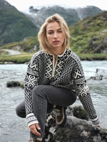 Leknes Fem Sweater Coffee Offwhite Metal - Dale of Norway